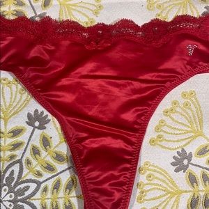 Victoria's Secret | Intimates & Sleepwear | Vs Dream Angels 2 Chantilly ...